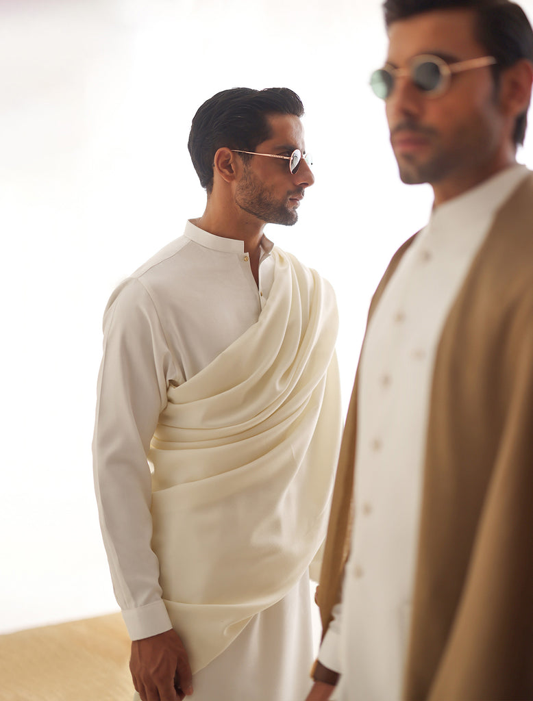 OFF-WHITE CLASSIC TWILL SHAWL – Ismail Farid