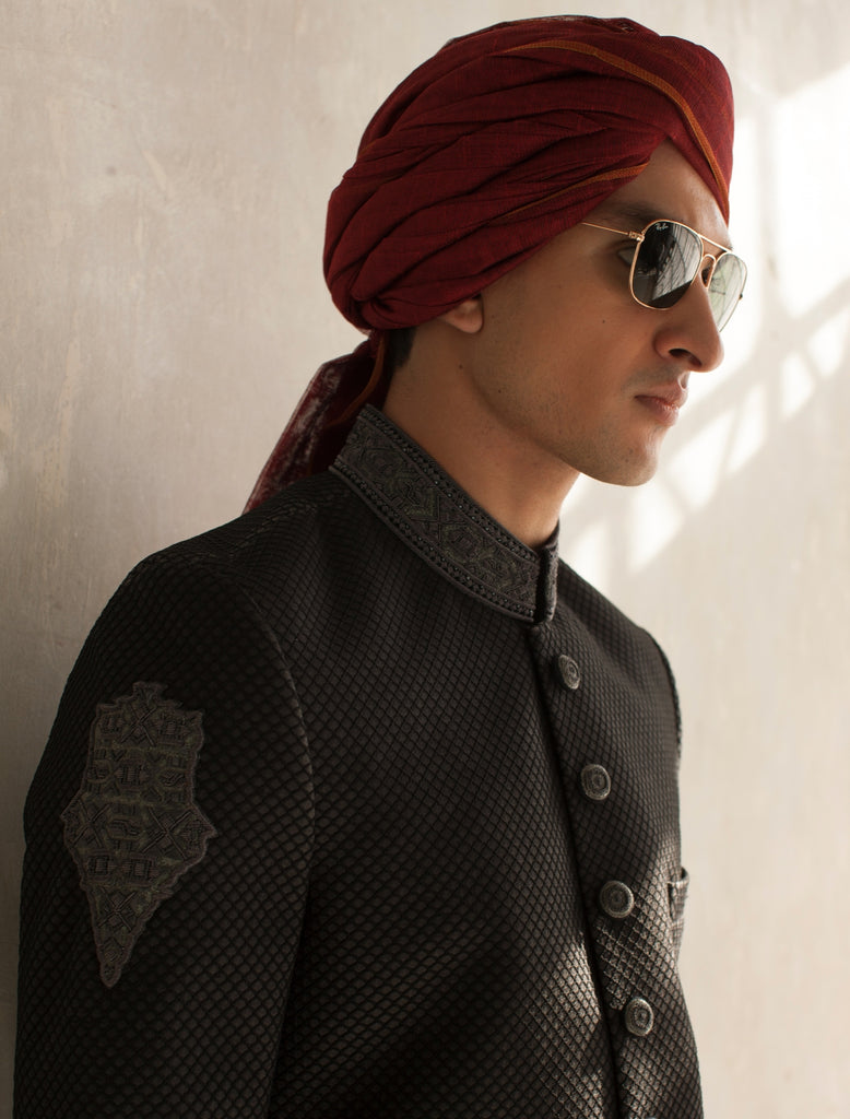 DEEP MAROON TURBAN WITH SHORT TAIL – Ismail Farid